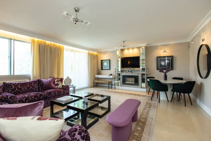 The Warm Nest - Chelsea