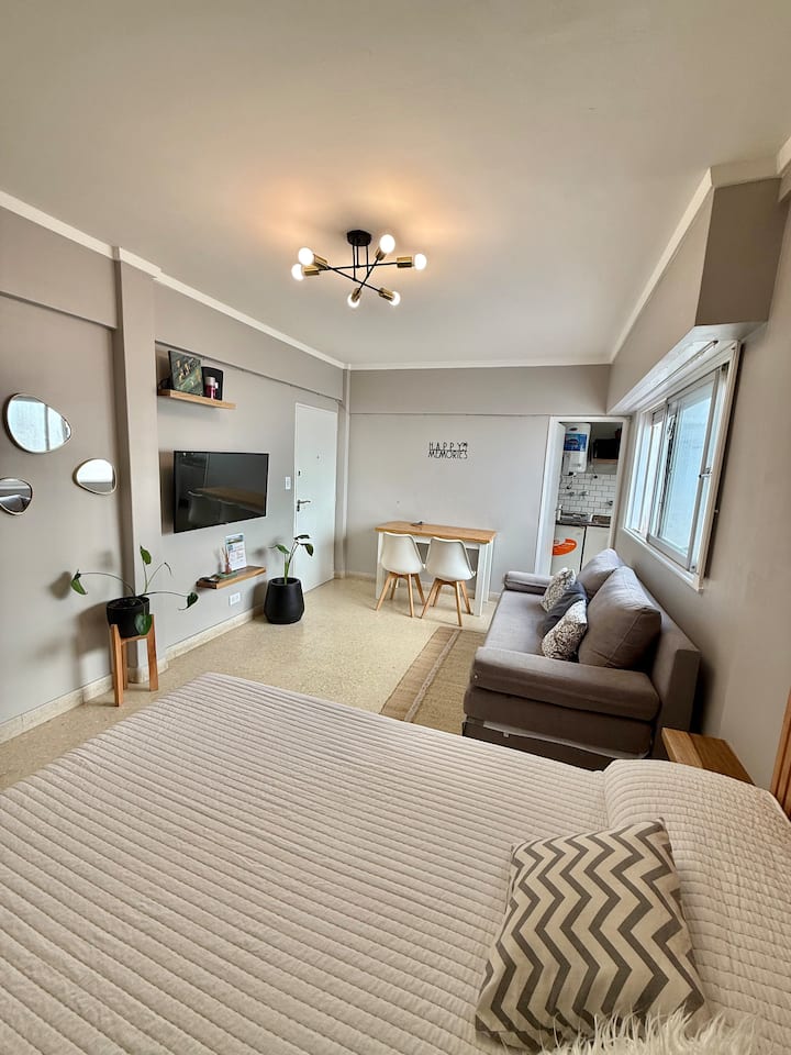 Jungle Apartment- A 1 Cuadra De La Playa Y Guemes! - Mar del Plata