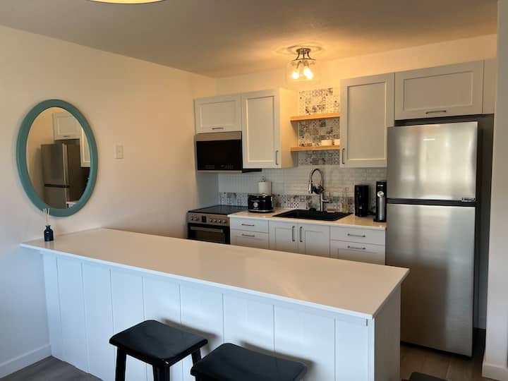 The Murals Suite - Chemainus