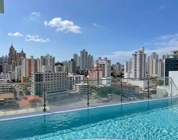 Condo Hasta 3 (Balcón, Céntrico, Piscina, Parking) - Panama City