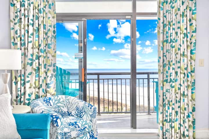 Oceanfront Sunrise Condo With Heated Pools Hot Tub - North Myrtle Beach, SC