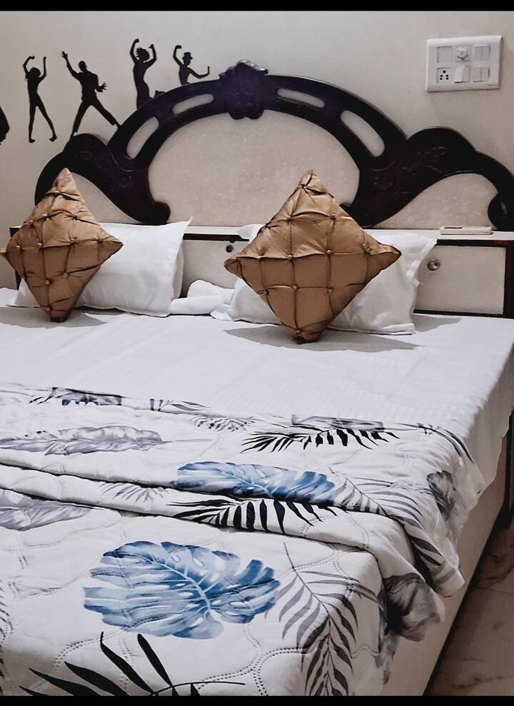 Aparna's Home - Lucknow
