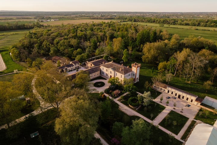 Château Des Demoiselles - Colomiers