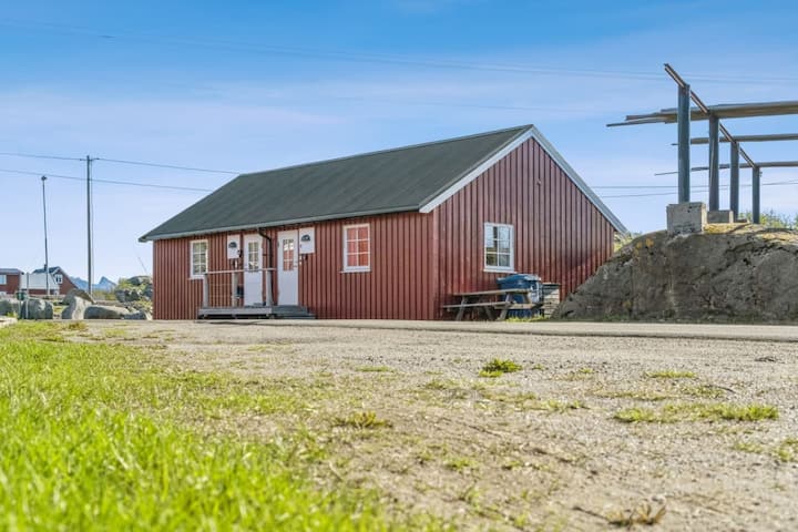 Waterfront Twin Cabin A - Stamsund