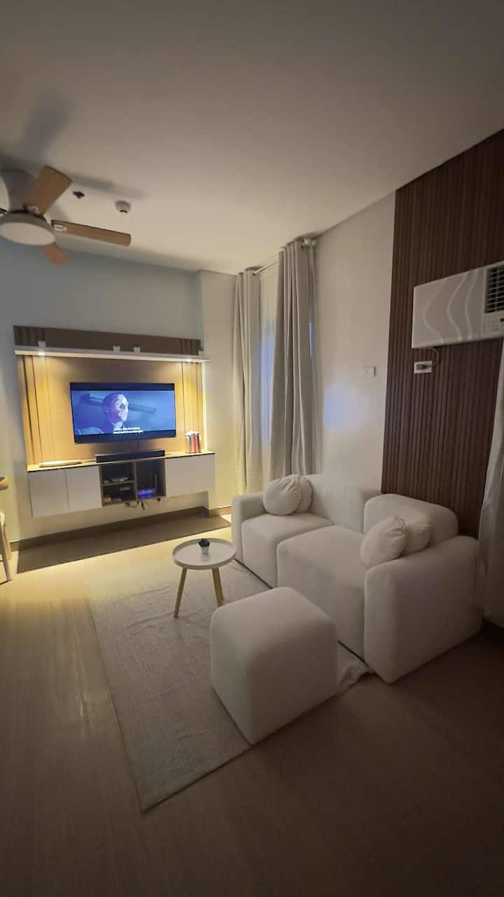 Condo Resort In Trece Martires Newly Open - Naic