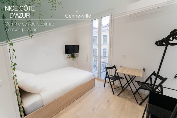 Studette Avec Balcon -Nice- Clim - Nice