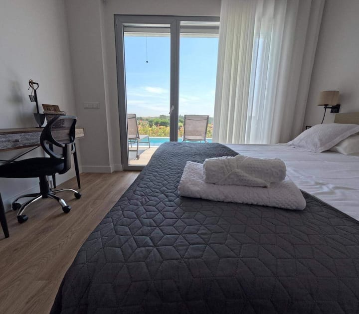 Recanto Do Rainho
Room 02 - Óbidos