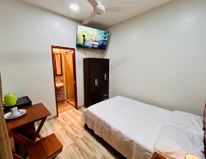 Habitación Céntrica En Iquitos - Casa Alemi 3 - Iquitos