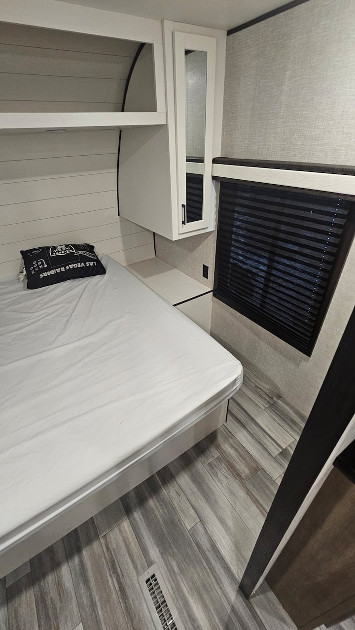2024 Rv Immaculately - Lancaster, CA
