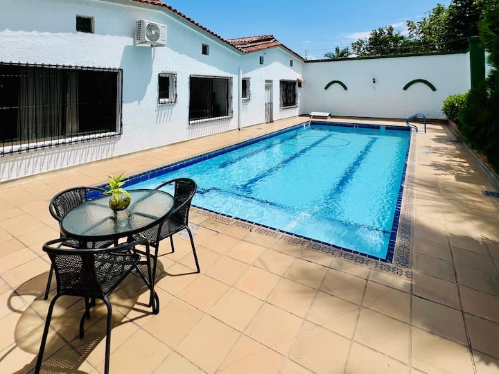 Casa Quinta Con Piscina - Girardot
