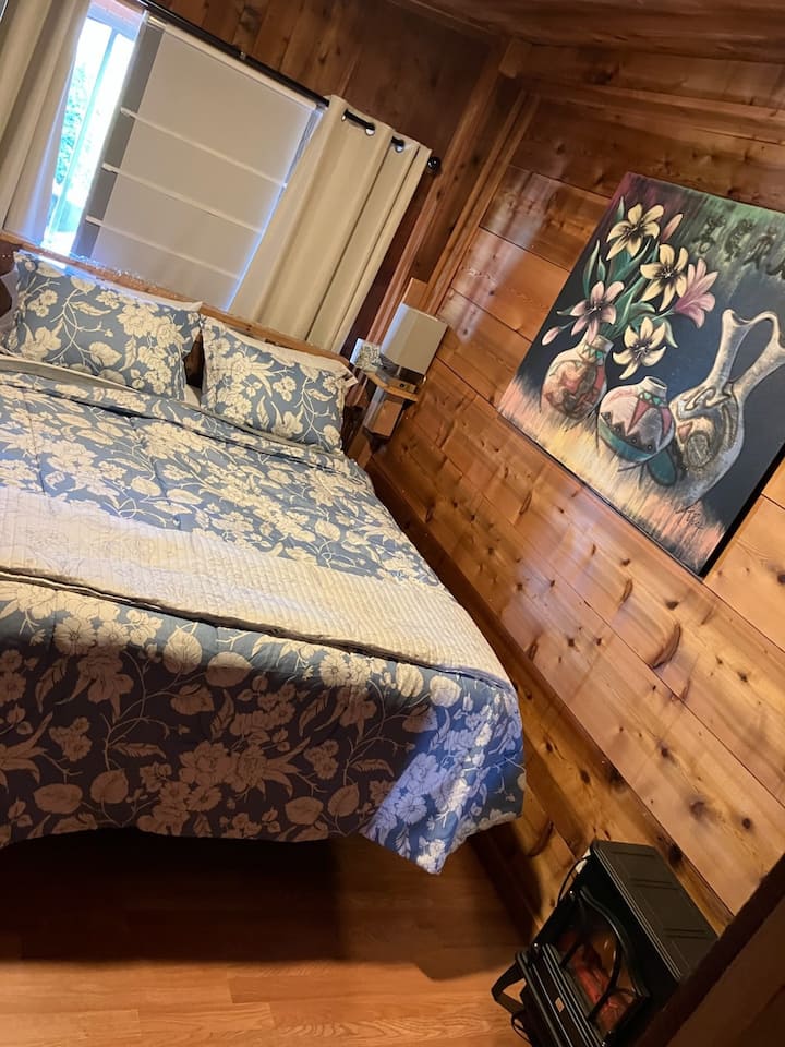 Cozy Little Cottage! - Forks, WA