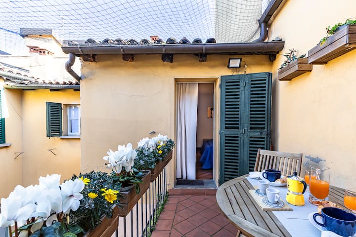 Flat With Terrace In S. Stefano - Bologne