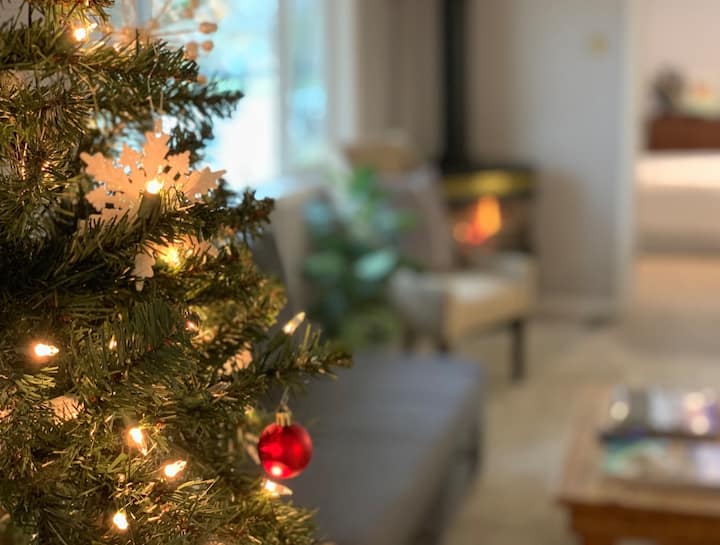 Cda Central/ez Access To All/packnplay/highchair - Coeur d'Alene, ID