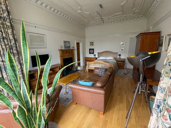 Large Double En Suite Room - Glasgow