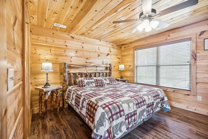 You Wood Love It Here! - Cosby, TN