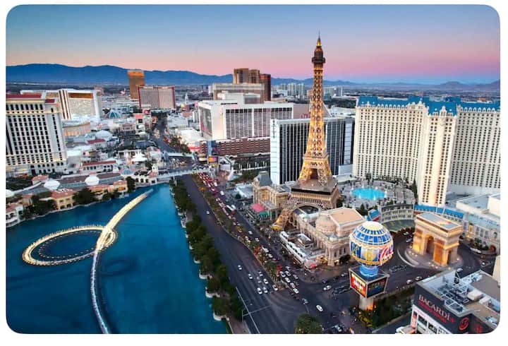 Entire Home In The Heart Of Vegas - Lake Las Vegas, NV