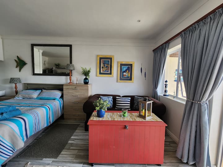Shipsbell 2b - Saint Francis Bay