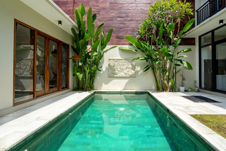 Private Pool 2-br Villa | Great Value At Seminyak - Kuta