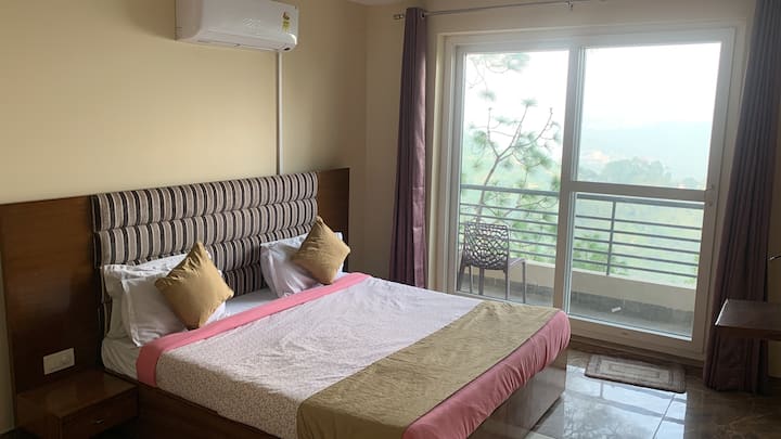 Pine Peak Kasauli - Kasauli