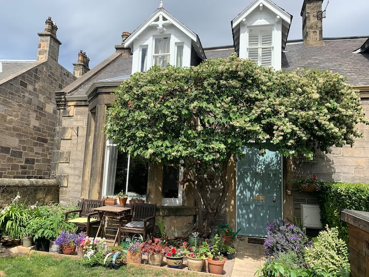 Room With Breakfast In Welcoming Home - Edimburgo