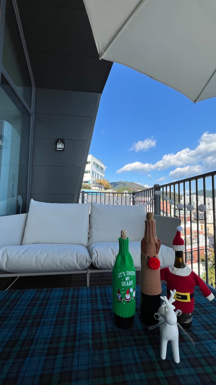 Stay354/a Private  /Terrace/sunrise /Night View - Busan Station