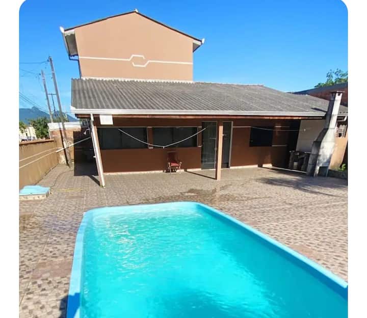 Casa De Veraneio - Praia De Matinhos/pr - Matinhos