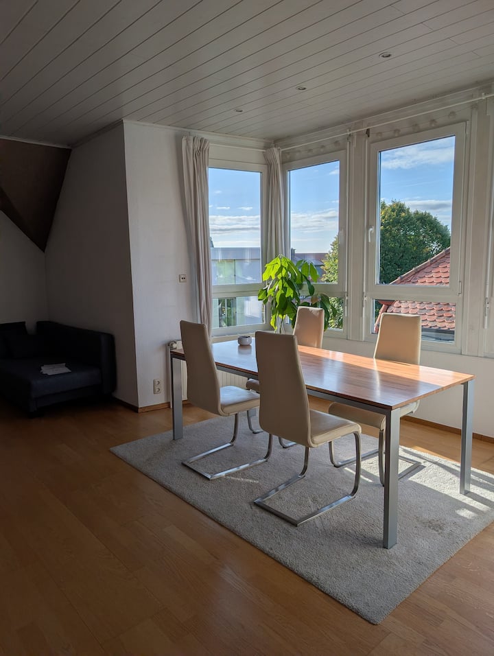 2 Zimmer Wohnung, 1 - 3 Personen - Frankfurt