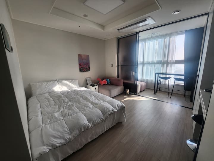 오픈할인/신축/풀옵션/고층전망/32층/야경/바다/동인천역/신포국제시장/차이나타운/인하대병원 - Incheon