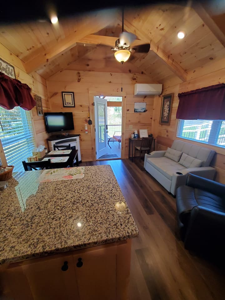 Cabin In Gaffney Between Greenville Sc & Charlotte - Lake Thicketty