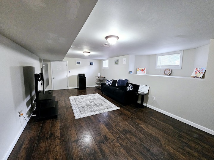 Private Room #1 - Cranston, RI