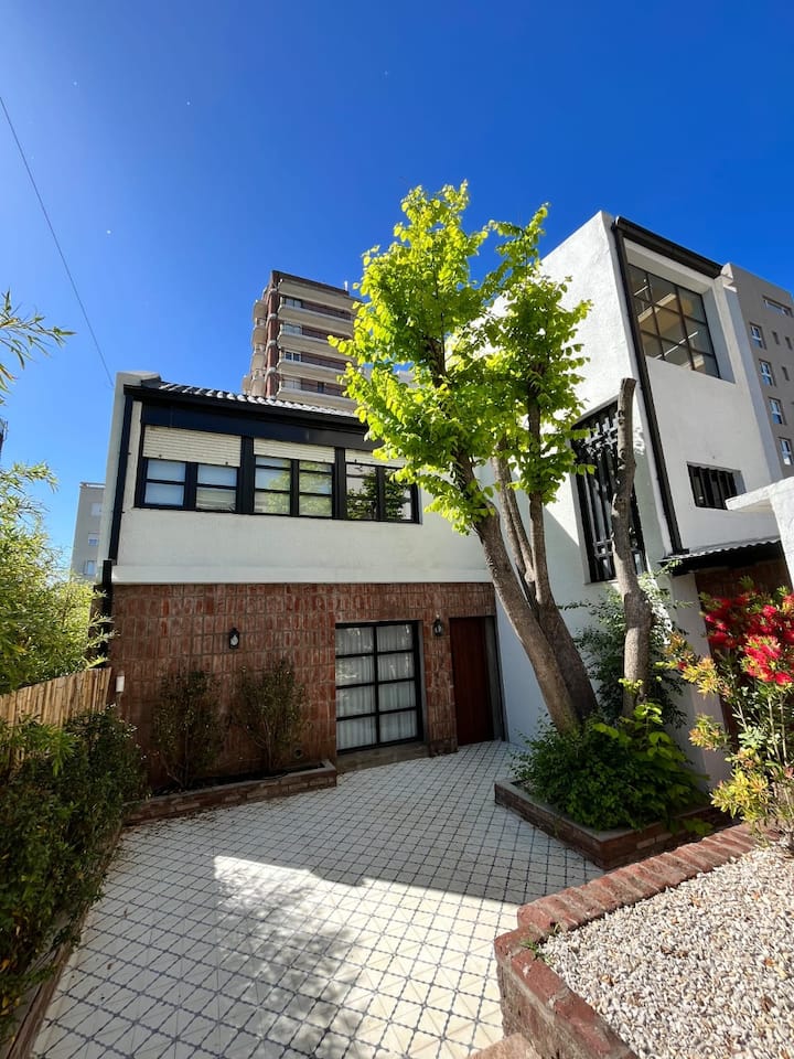 Casa Estilo Industrial Moderno - 