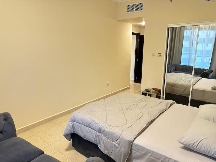 Feel The Paradise With Clean And Calm Amenities - Sharjah