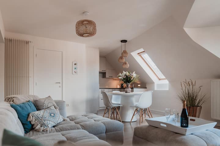 Stijlvolle Loft In Het Centrum En Tegenover Park. - Beernem