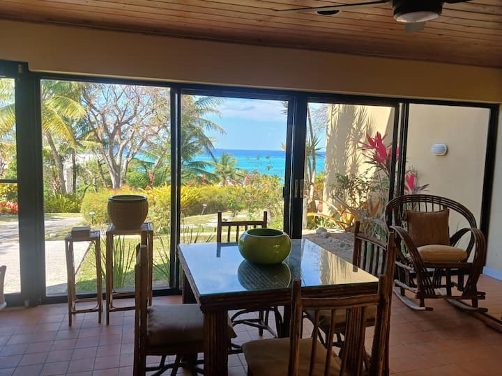 Gum Elemi Townhouses, Eco-chic & Stroll To Beach - Nassau