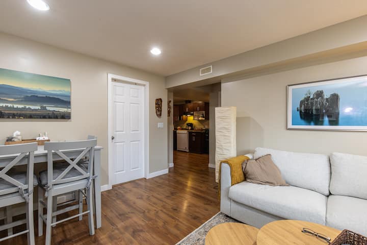 Apartment Mit Spielplatz, Garten Und Waschmaschine - Canada