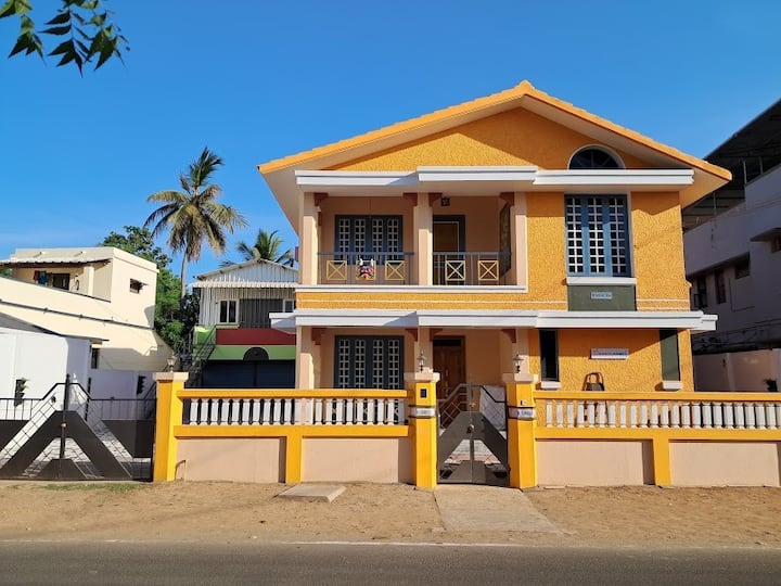 Room 2 In Orange Homestay - Thanjavur