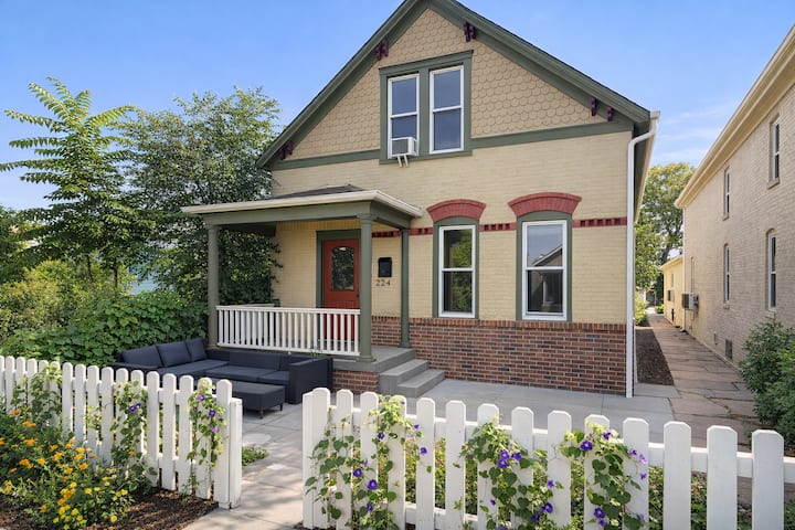 Historic Art Filled Oasis Near Downtown, Rino Arts - Denver, CO