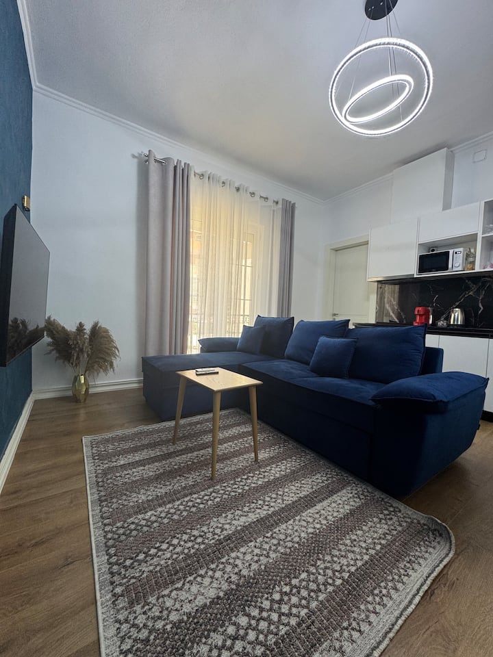 Jona Lovely Apartm City Center! Dedicated Parking - Tirana