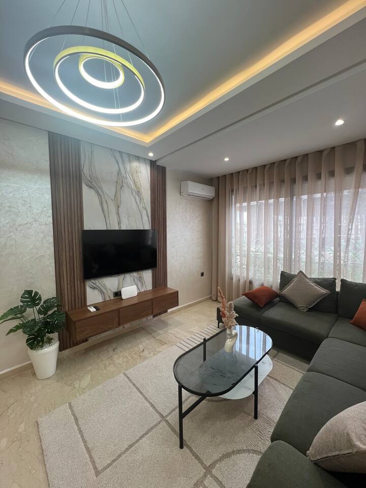 Cozy Central 1-bed | Free Parking | Tramway - Casablanca
