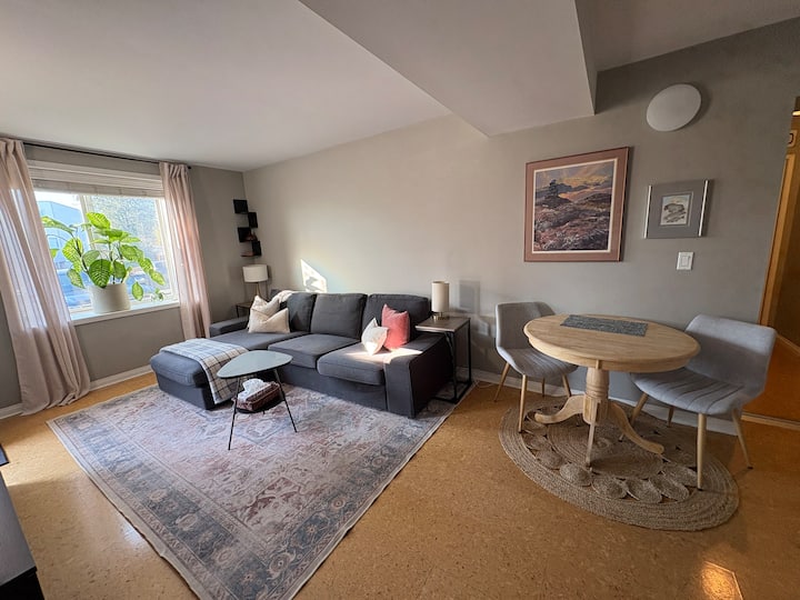 Plum's Place - Yellowknife