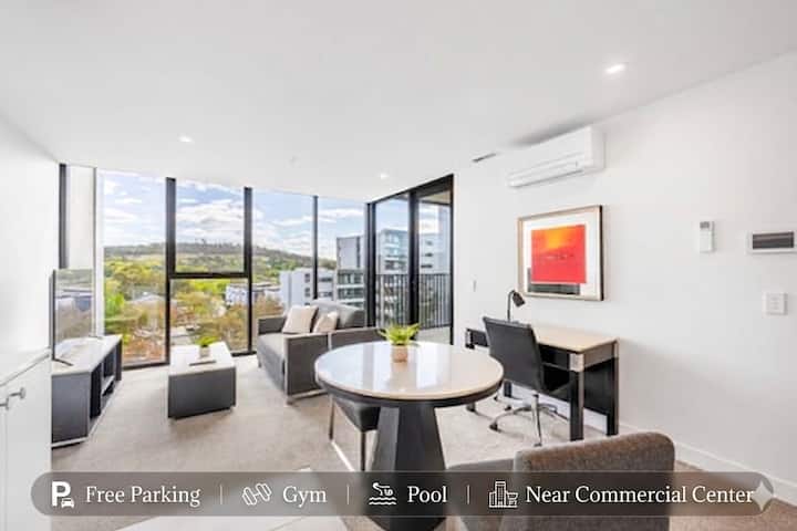 Modern 1br Apt W/ Parking + Balcony | Near City - Canberra