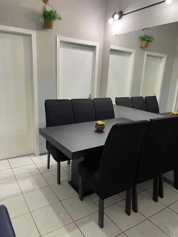 Ap 8 Pessoas/3 Quart/centro/pçarui Barbosa-curitib - Curitiba