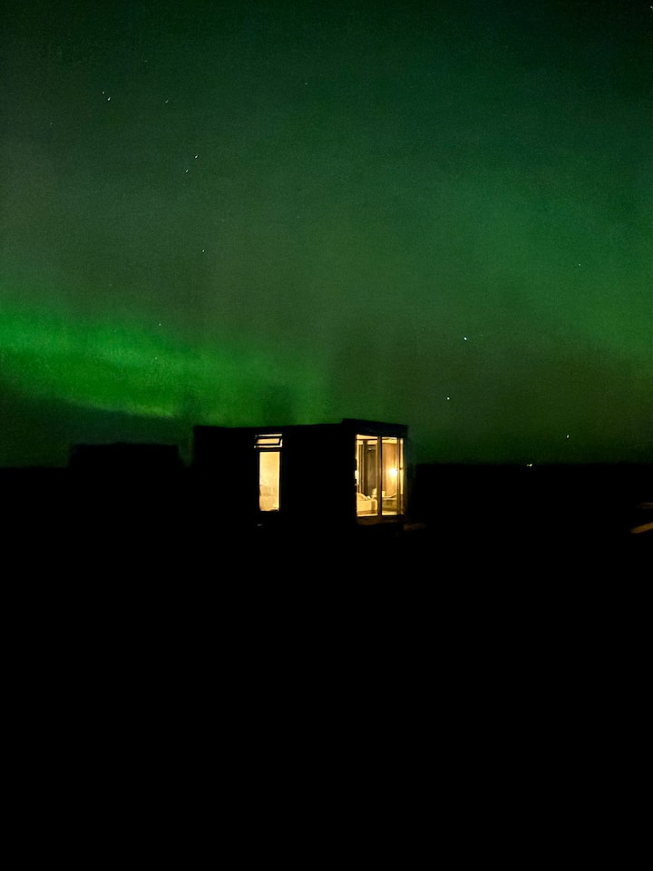 Aura Retreat Iceland - Logn Cabin - Greenland