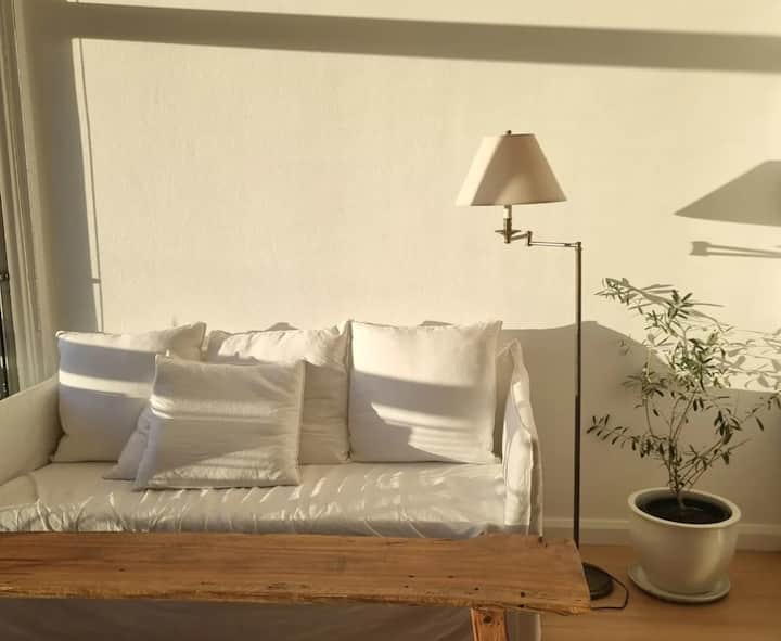 Stylish 1br Apartment With City Views Mins To Cbd - Ryde