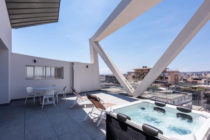 Torre G Luxury Penthouse - Free Parking Car - Catania