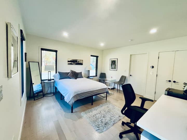Private Suite W/own Entrance On Beautiful Farm - New Paltz, NY