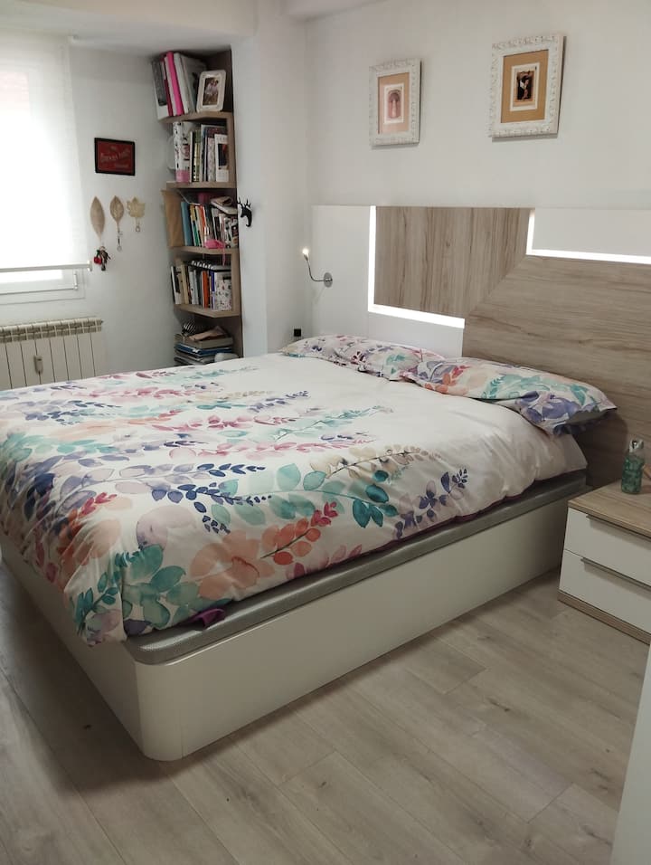 Mery Home Con Garaje
Céntrico Y Tranquilo Ascensor - Burgos