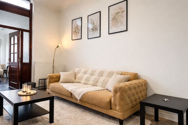 Spacious Loft Train Station 10 Min – Grand Place - Brüsszel