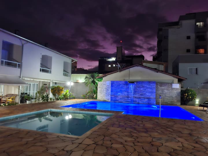 Casa Familiar, Perto Da Praia E Centro De Ubatuba. - Ubatuba