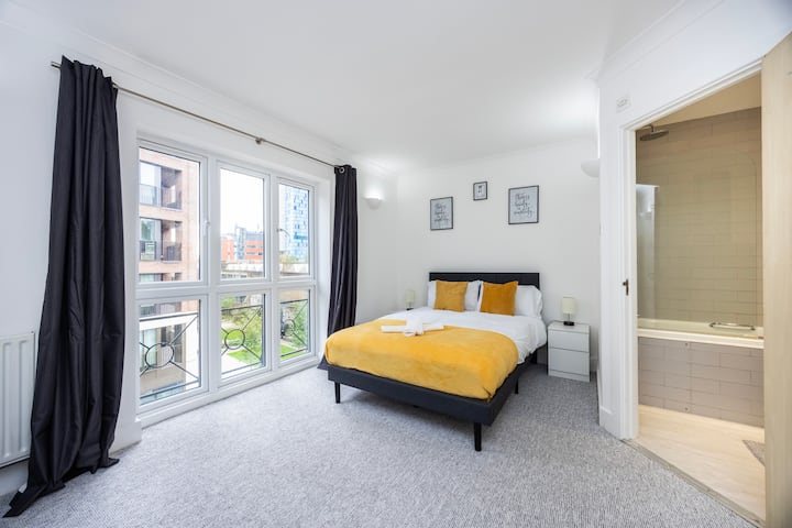 Stylish 2bedroom Flat | Central | Walk To Station - London, UK